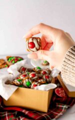 M&M Pretzels - Popular Recipes