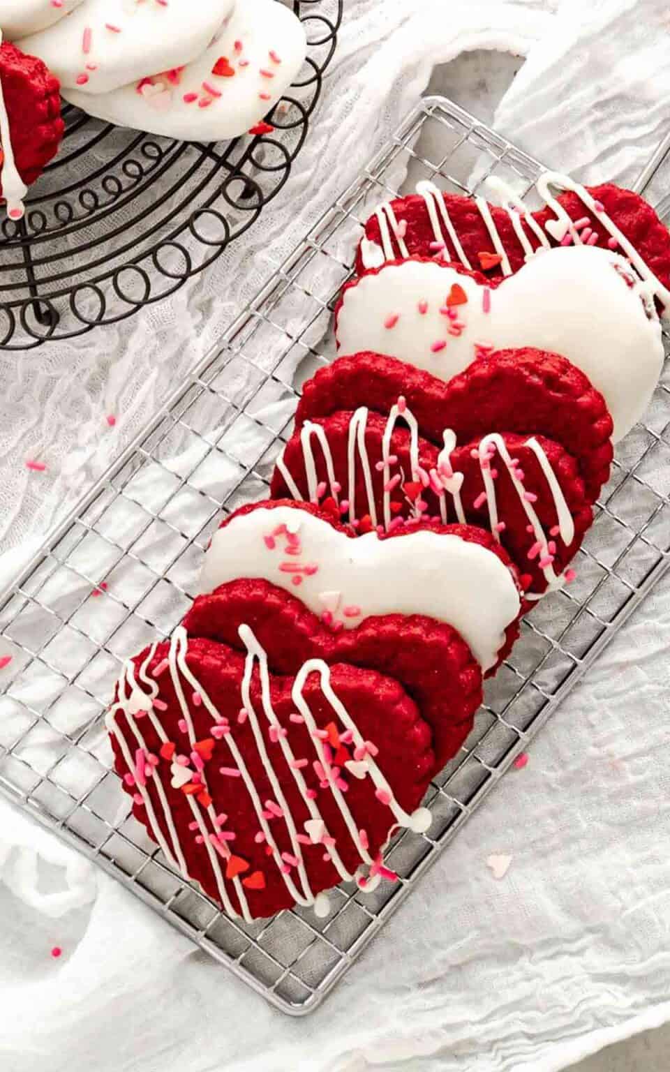 Red Velvet Shortbread Cookies - Popular Recipes
